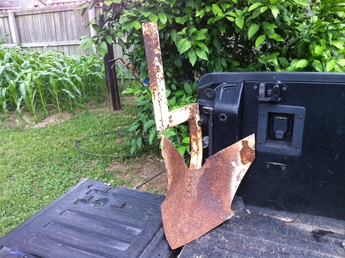 Middle Buster ? - Yesterday's Tractors