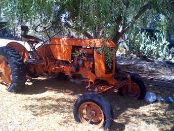 Case 1950? - Yesterday's Tractors