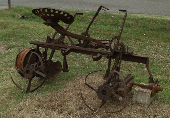 Unknown Drag Implement (2017-06-19) - Tractor Shed