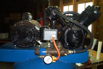 Westinghouse Compressor - Yesterday's Tractors
