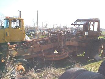 Old M Road Grader - Yesterday's Tractors