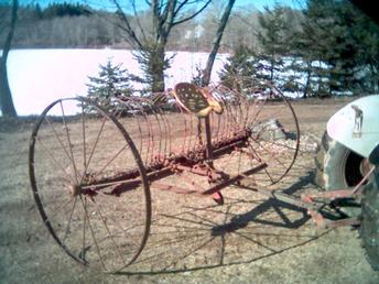 Dump Style Hay Rake - Yesterday's Tractors