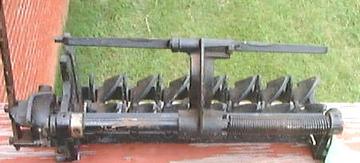 Self Locking Carton Machine. - Yesterday's Tractors