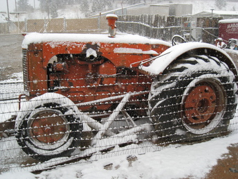 Case ? - Yesterday's Tractors