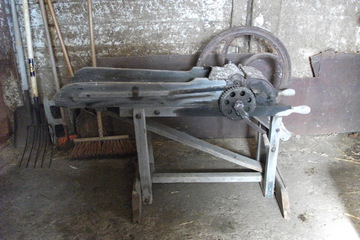 Feed Cutter - Yesterday's Tractors