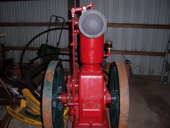 1905 Vertical Engine - Yesterday's Tractors