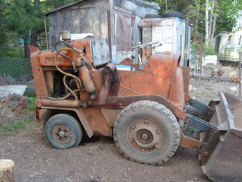 Small Payloader - Yesterday's Tractors