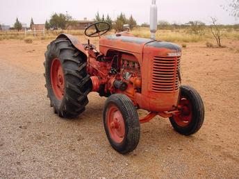 1941 Case S (2002-12-12) - Tractor Shed