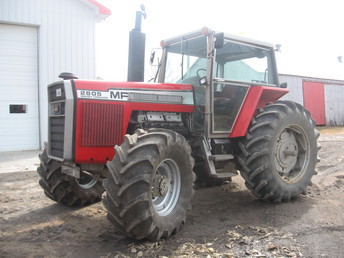 81 Massey 2805 4X4 (2011-11-19) - Tractor Shed