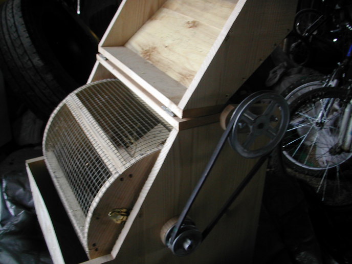 OT: Pea shellers | Yesterday's Tractors Forums