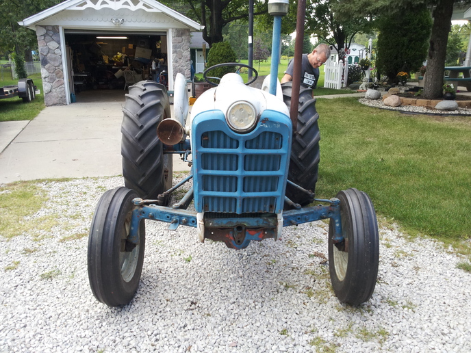 how to identify between 651 and 851 - Yesterday's Tractors