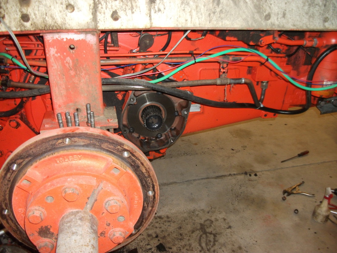 A easier way to do a brake job. - Yesterday's Tractors