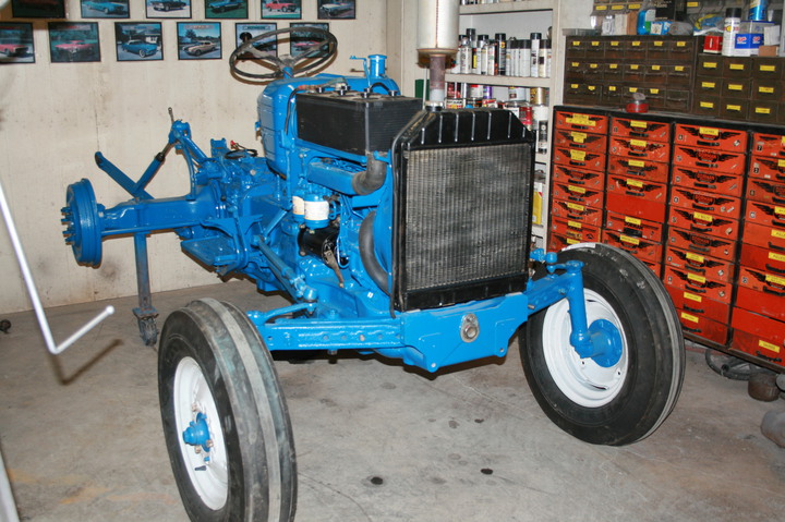 3000 Grill Variation | Yesterday's Tractors Forums
