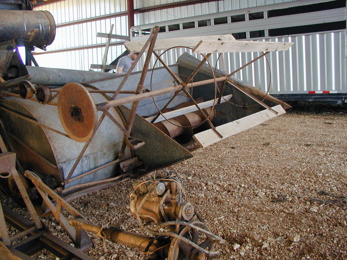 Old Gleaner | Yesterday's Tractors Forums