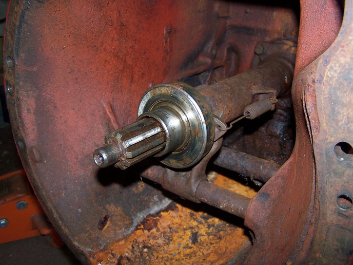Clutch cross shaft removal | Yesterday's Tractors Forums