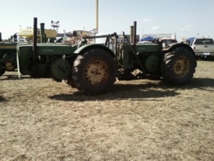two John Deere D's piggy backed | Yesterday's Tractors Forums