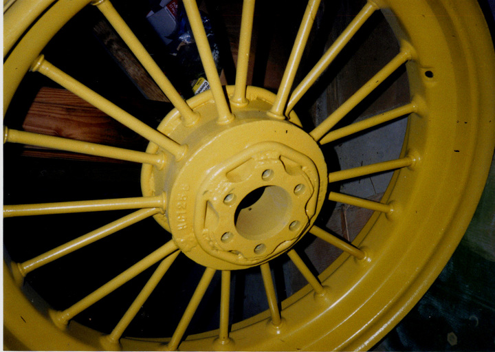 37' jd a rear wheel torque | Yesterday's Tractors Forums