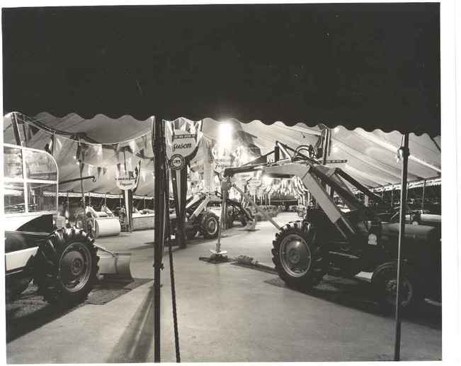 Rear end loader | Yesterday's Tractors Forums