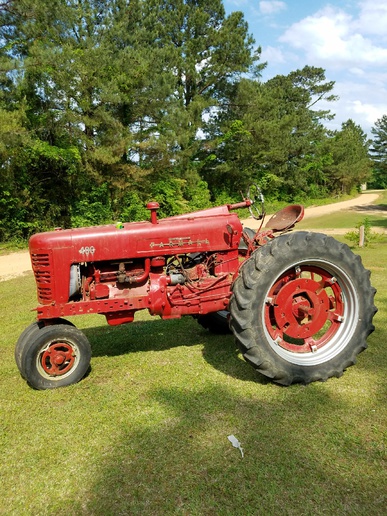 Farmall 400 - is it worth anything?? | Yesterday's Tractors Forums
