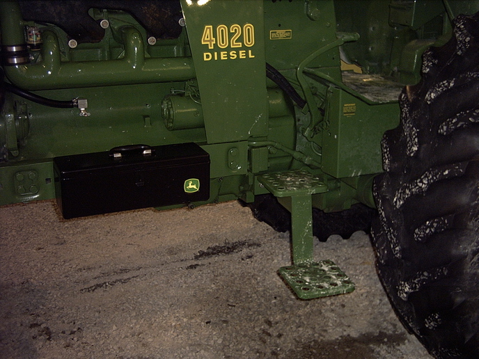 4020 step | Yesterday's Tractors Forums
