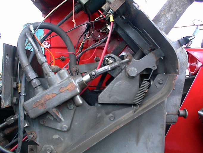 MF1100 lever to left of steering wheel drawbar | Yesterday's Tractors ...