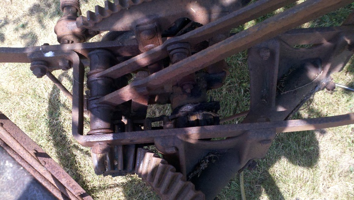 help identifying this rake | Yesterday's Tractors Forums