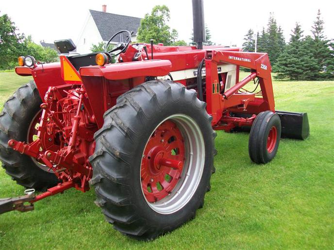 IH 2250 Mount-O-Matic Loader....HOW DO I REMOVE & REINST | Yesterday's ...