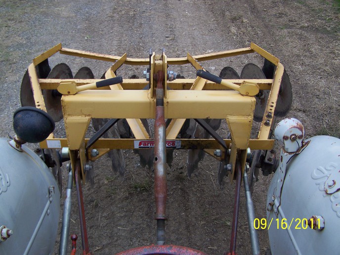 Disc pulling | Yesterday's Tractors Forums