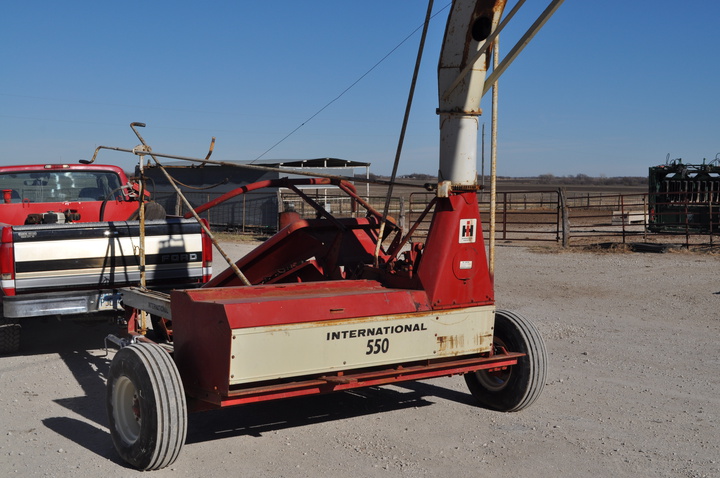 550 IH silage CHOPPER | Yesterday's Tractors Forums