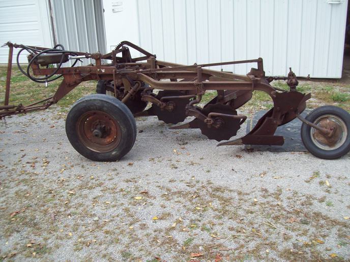 Little Genius plow hydraulic conversion | Yesterday's Tractors Forums