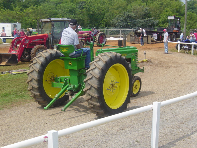 Wheelie Bars | Yesterday's Tractors Forums