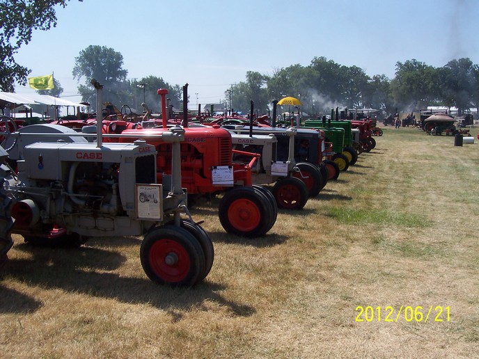 steam show pic | Yesterday's Tractors Forums