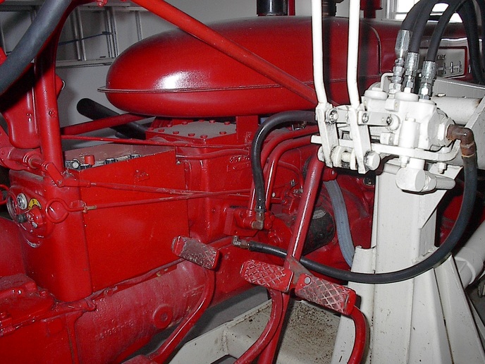 IH 1000 Loader on SAV | Yesterday's Tractors Forums