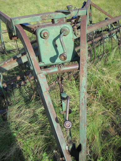 What model rake is it ? And some Q's. | Yesterday's Tractors Forums