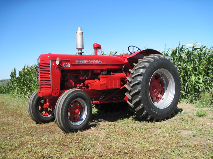 Best Looking Farmall / IH? | Yesterday's Tractors Forums