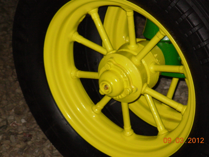 Round Spoke Wheel for Unstyled B | Yesterday's Tractors Forums