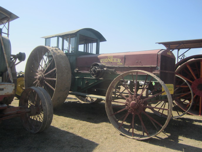 Pics from Rollag thrashing show. | Yesterday's Tractors Forums