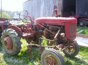 Used Farm Tractors for Sale: 1948 Farmall Super A Sold (2005-04-19) - Yesterday's Tractors
