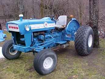 Used Farm Tractors for Sale: Ford 2000 LCG (2005-04-24) - Yesterday's ...