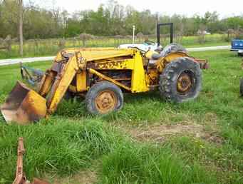 Used Farm Tractors for Sale: Massey Ferguson 204 Workbull (2005-04-26 ...