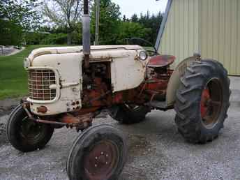 Used Farm Tractors for Sale: 1958 Case 311 (2005-04-28) - Yesterday's ...