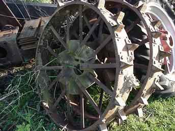 Used Farm Tractors for Sale: Farmall H Rear Steel Wheels (2005-05-14 ...