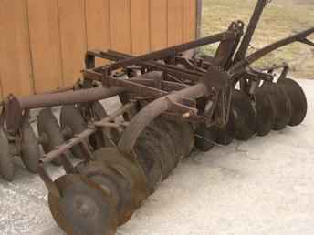 Used Farm Tractors for Sale: 3-Point Disc (2005-06-05) - Yesterday's ...