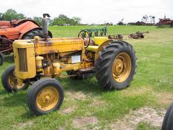 Used Farm Tractors for Sale: John Deere 420 Utility Yellow (2005-06-27 ...