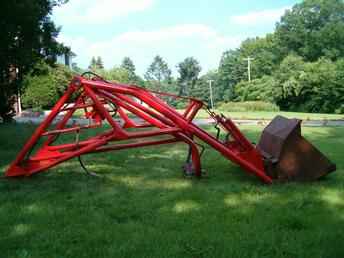 Used Farm Tractors for Sale: Dearborn 19-42 Loader (2005-06-30 ...