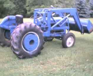 Used Farm Tractors for Sale: Ford 2000 With Loader (2005-07-10 ...