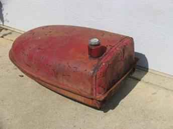 Used Farm Tractors for Sale: Farmall H Gas Tank (2005-07-10 ...