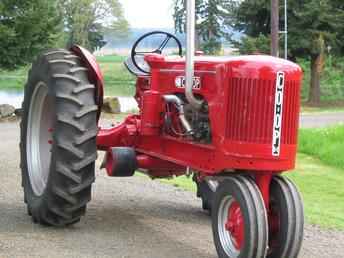Used Farm Tractors for Sale: B 2 Co-Op (2005-07-12) - Yesterday's Tractors