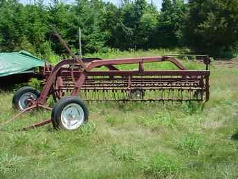 Used Farm Tractors for Sale: International 4 Bar Hay Rake (2005-07-17 ...