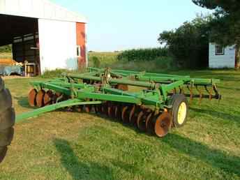 Used Farm Tractors for Sale: John Deere 14 FT. Disk, Sold (2005-08-08 ...